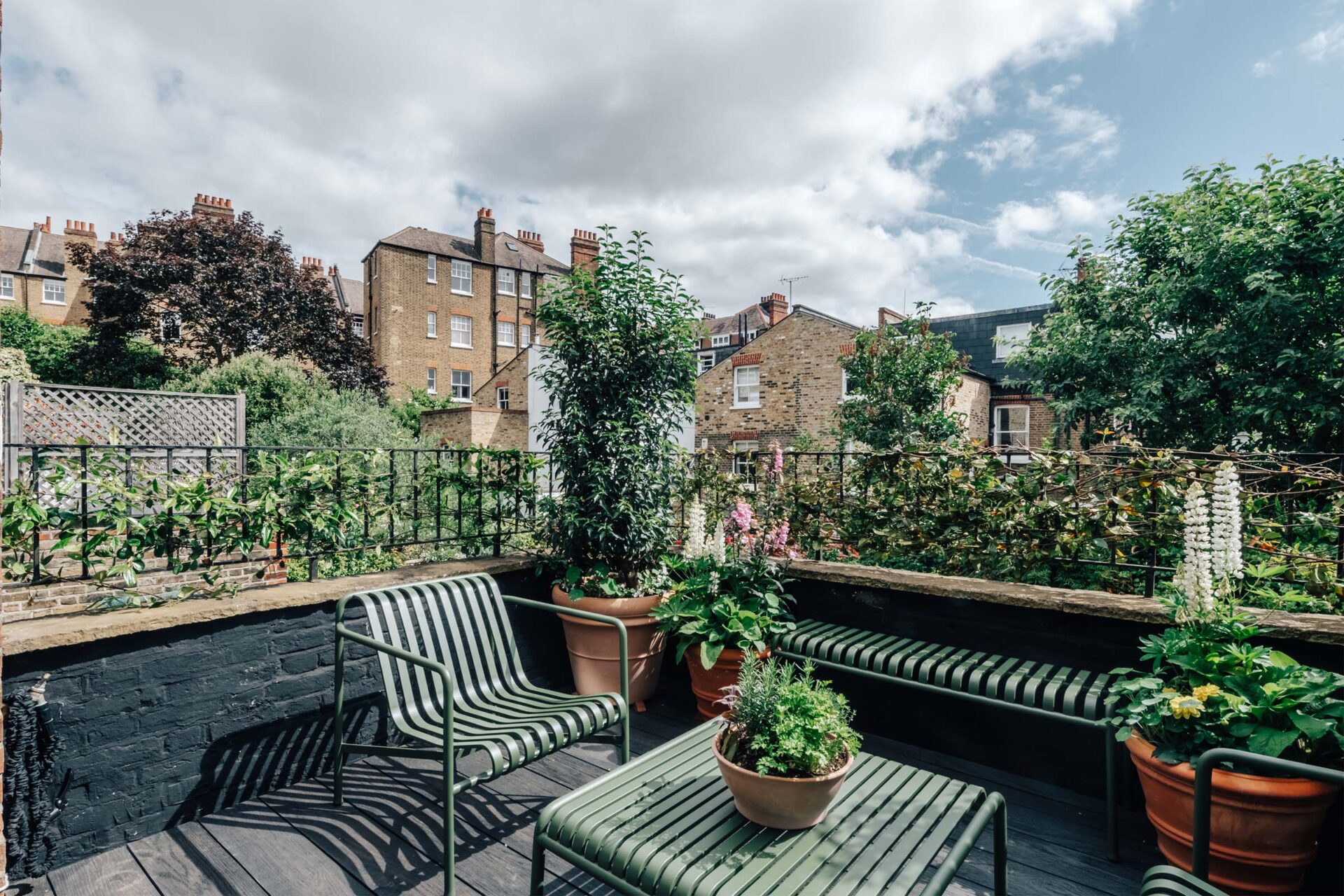 Albert Bridge Road - Luxury Holiday Apartment To Rent in London
