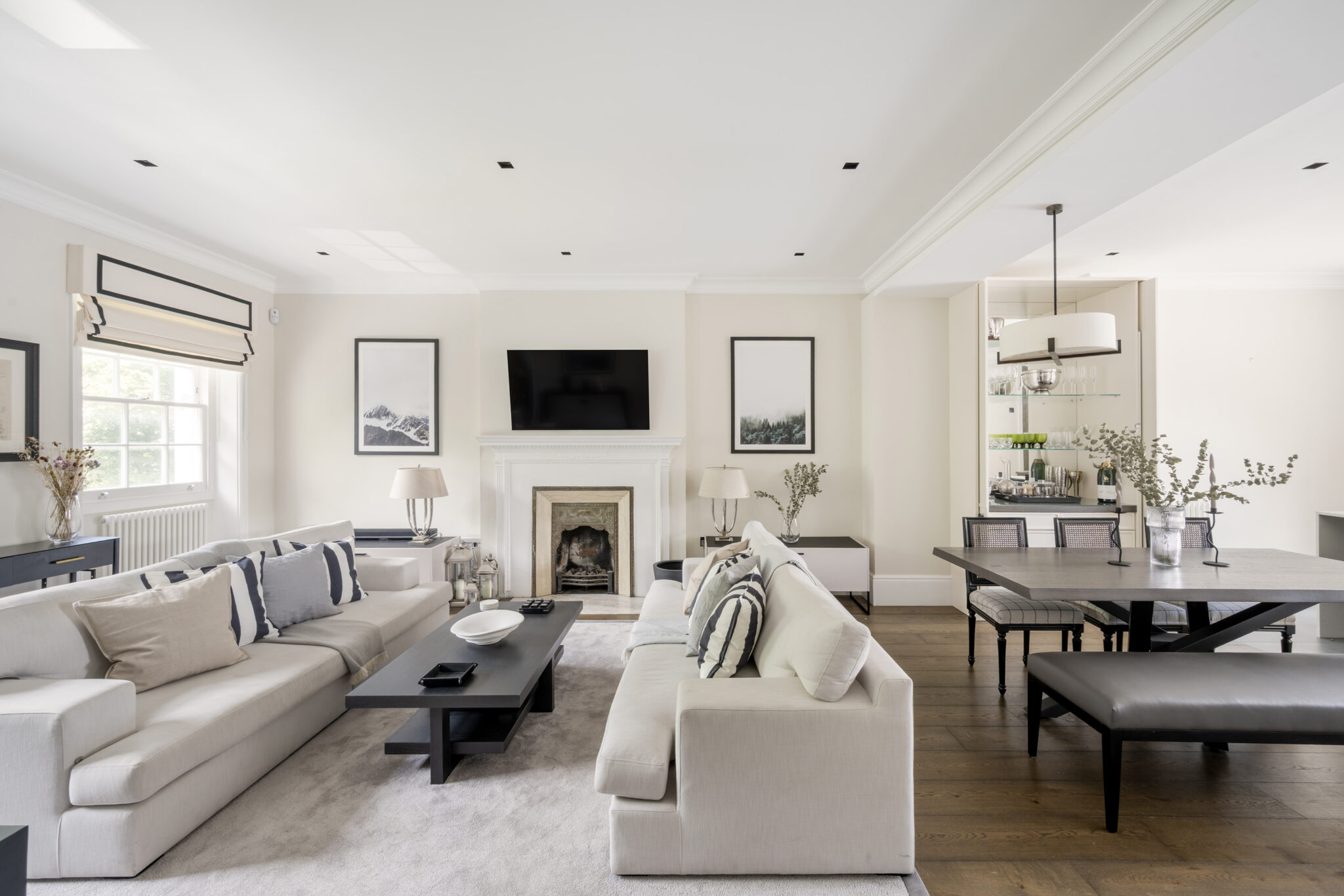 Lowndes Square - Luxury Holiday Apartment To Rent in London