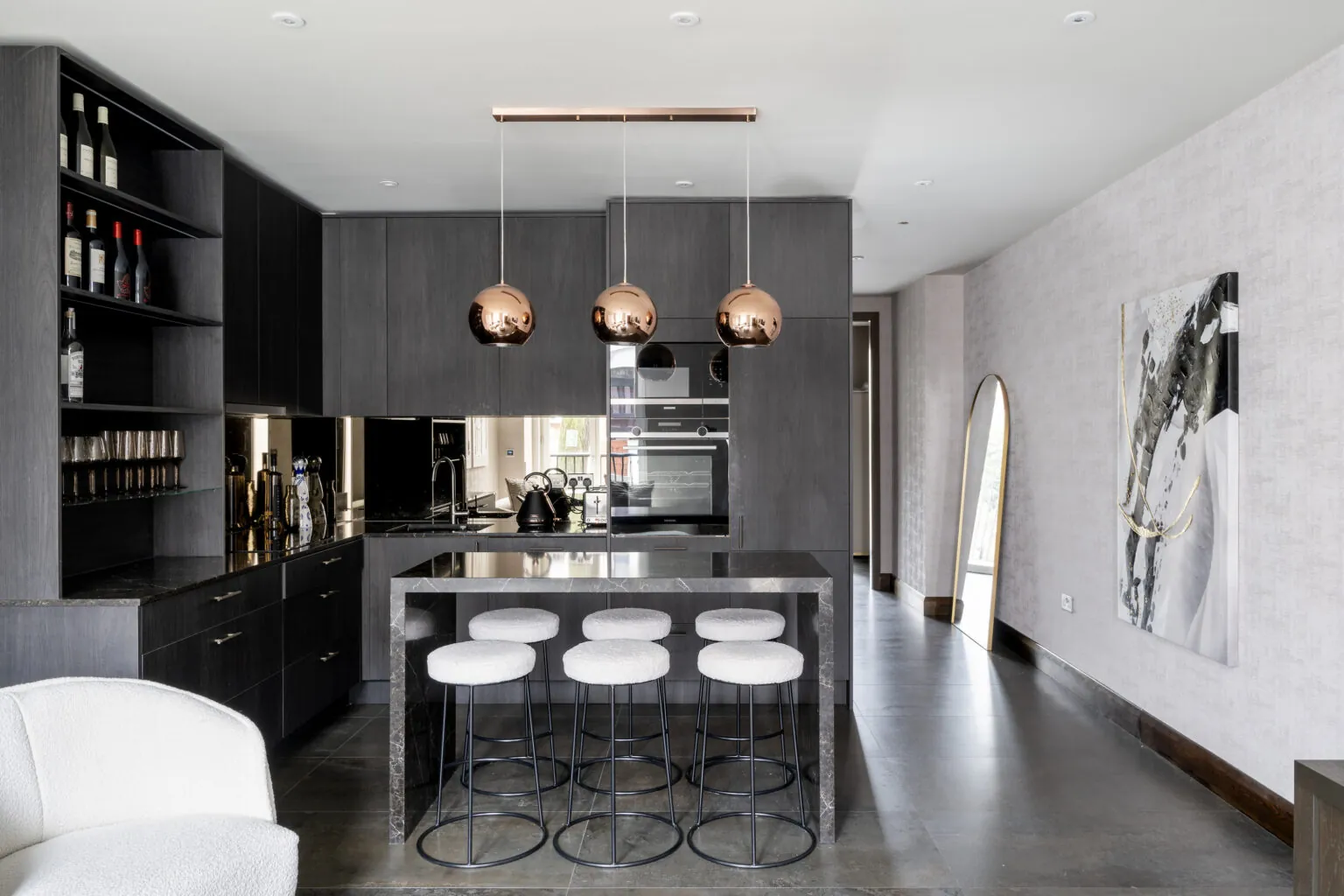 The Atrium - Luxury Holiday Apartment To Rent in London