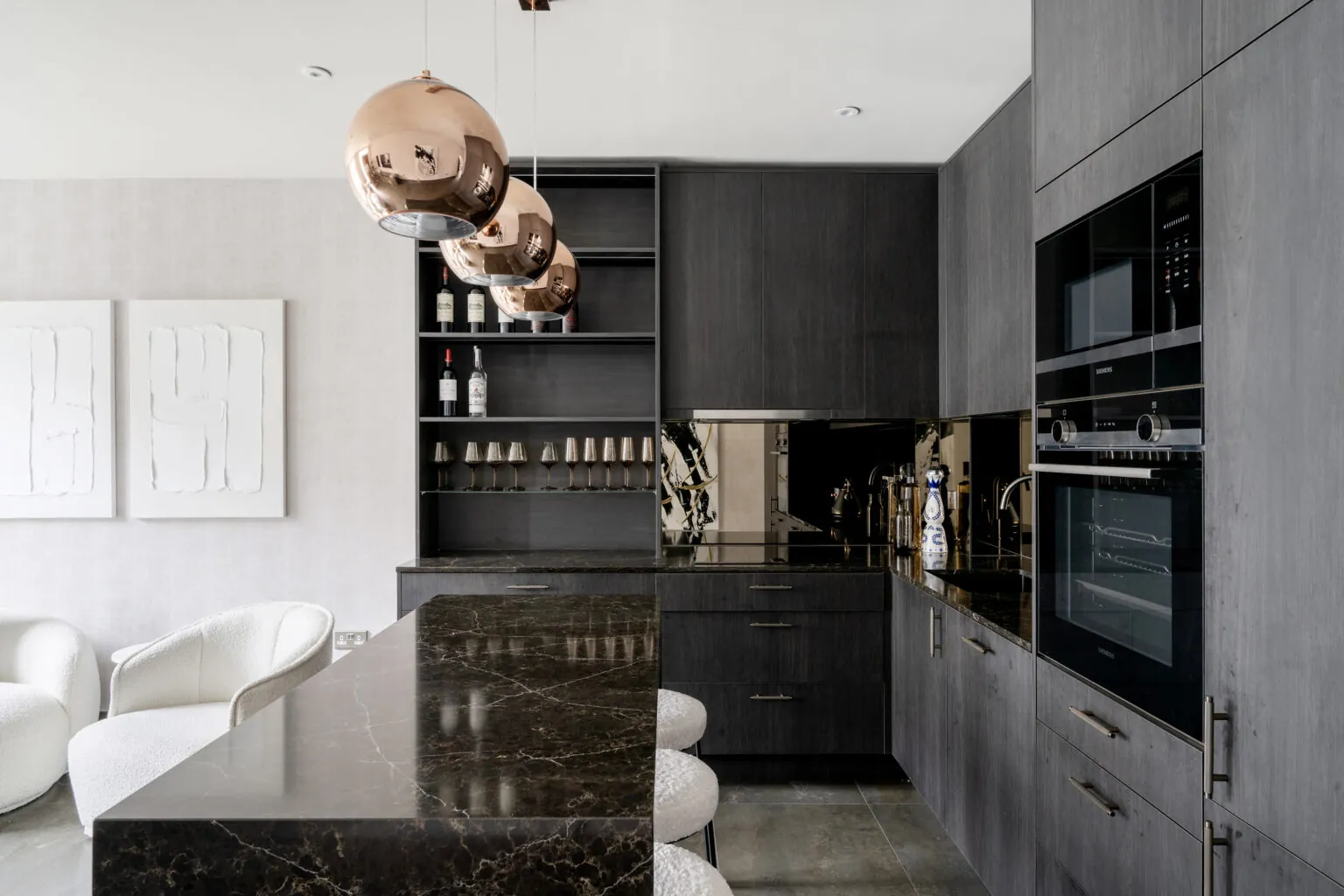 The Atrium - Luxury Holiday Apartment To Rent in London